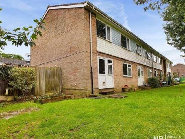 Gatley Avenue, West Ewell, 1 Bedroom Maisonette