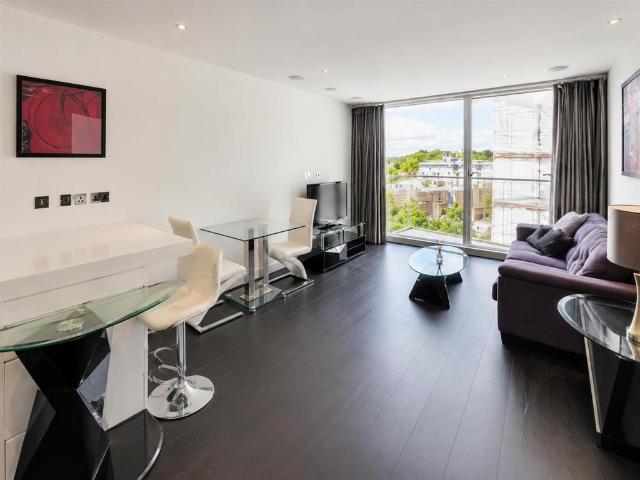Gatliff Road, London SW1W 1 bed apartment to rent £3,142 pcm £725 pw