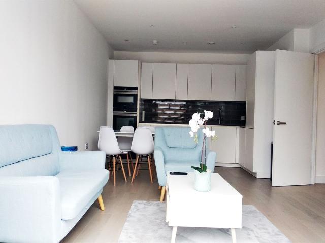 Gatsby Apartments E1, 2 bed flat to rent, £3,600 pcm | PrimeLocation