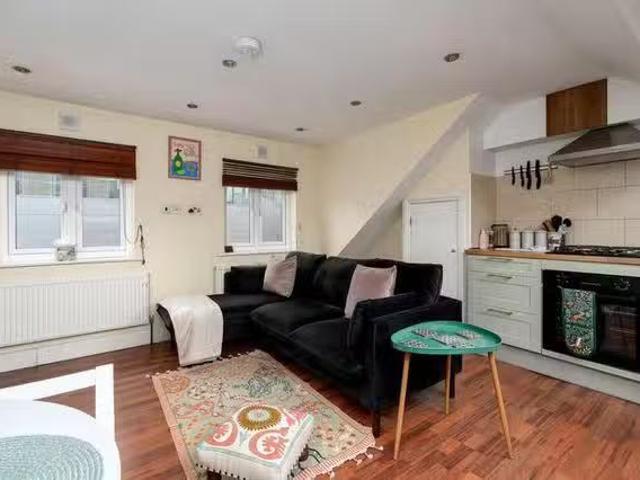 Gauden Road