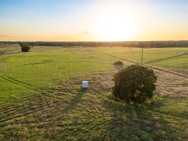 Gaught Rd, Alvord, TX 76266