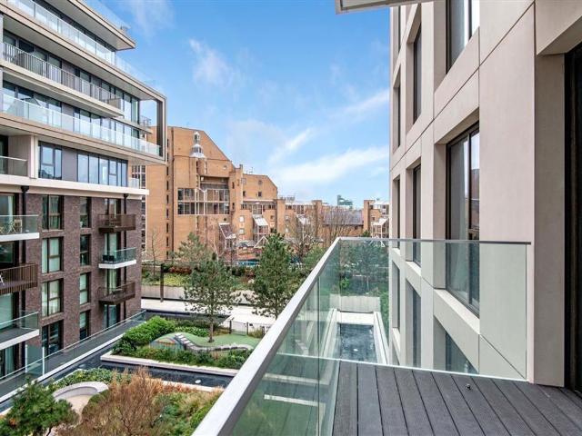Gauging Square, Wapping E1W, 2 bed flat to rent, £4,000 pcm | PrimeLocation