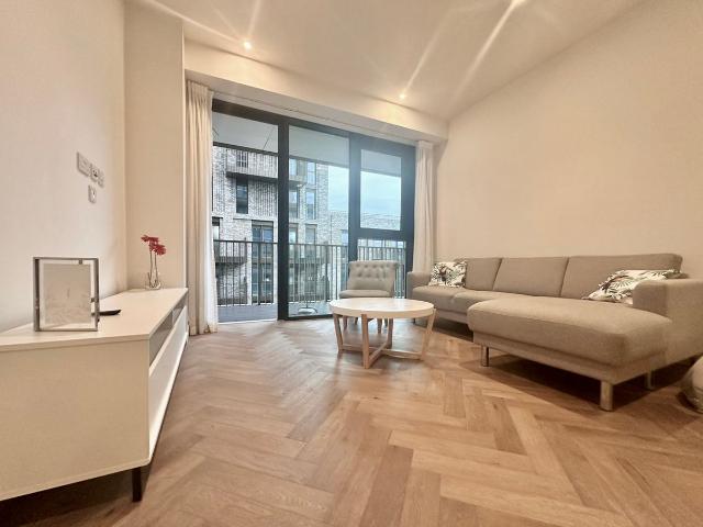 Gauging Square, London E1W, 2 bed flat to rent, £4,052 pcm | PrimeLocation
