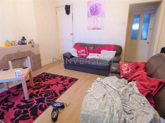 Gaul Street, Leicester LE3 3 bed terraced house to rent £1,040 pcm £240 pw