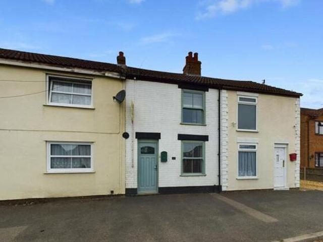 Gaultree Square, Emneth, 3 Bedroom Terraced