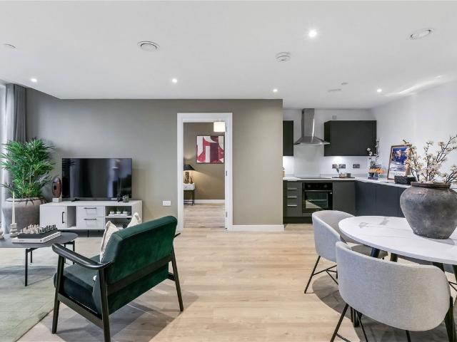 Gaythorn Street, Salford M5, 2 bed flat to rent, £1,450 pcm | PrimeLocation