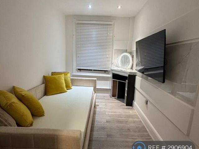 Gaywood Street, London, SE1 2 bed flat to rent £2,500 pcm £577 pw
