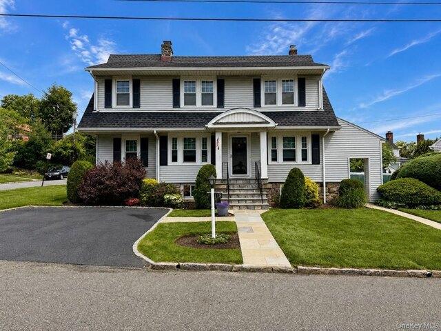 Gaylor Rd, Scarsdale, Home For Sale