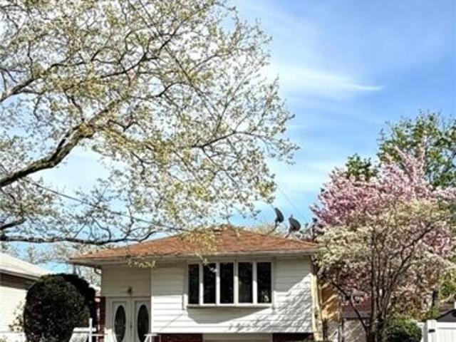 Gaylord Dr, Brooklyn, Home For Sale