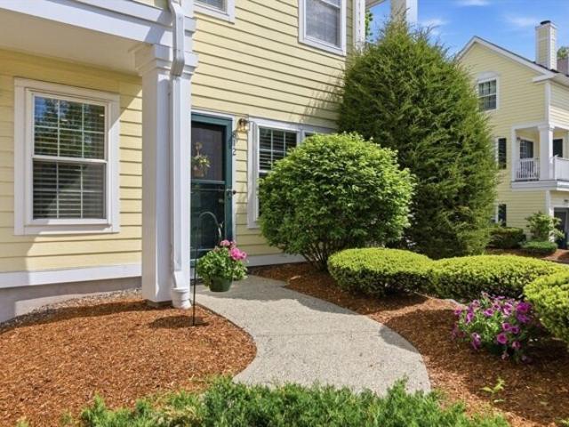 Gazebo Cir Unit,reading, Condo For Sale