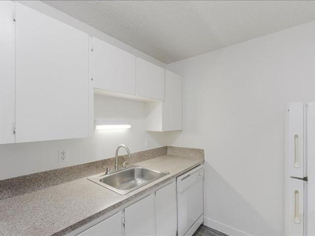 Gem Lane Village 1 Bedroom Apartment for Rent at 12520 Sw Gem Ln, Beaverton, OR 97005 Central Beaverton