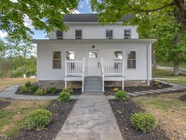 Gemmer Rd, Wantage Township, Home For Sale