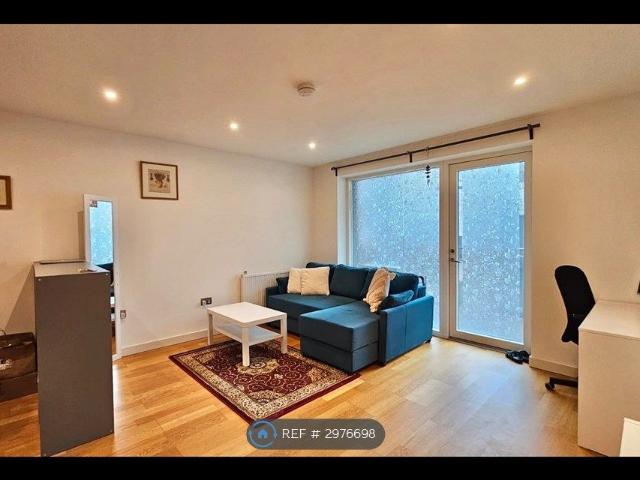 Genteel House, Southall UB1, 1 bed flat to rent, £1,650 pcm | PrimeLocation