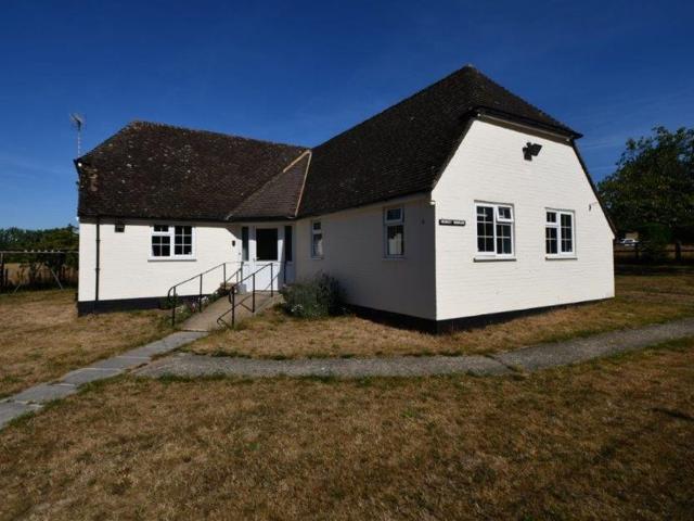 Gentles Lane, Passfield, Liphook GU30, 3 bed detached house to rent, £1,950 pcm | PrimeLocation