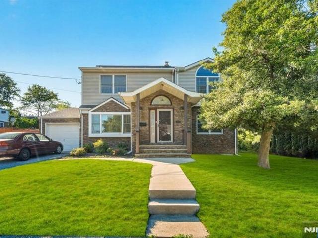 Gentner Rd, Fair Lawn, Home For Sale