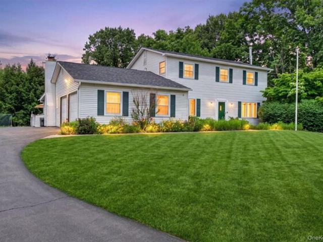 Gene Ct, Hopewell Junction, Home For Sale