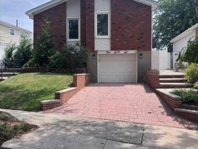 Genesee Ave, Staten Island, Home For Sale