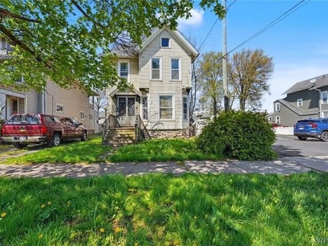 Genesee St, Lockport, Home For Sale