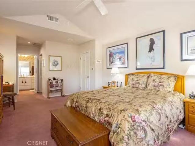 Genesta, VAN NUYS, CA 91406