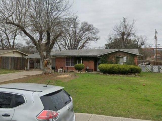 Generous pad in San Antonio