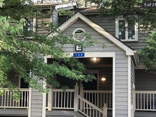 Generous rooms in Chapel Hill