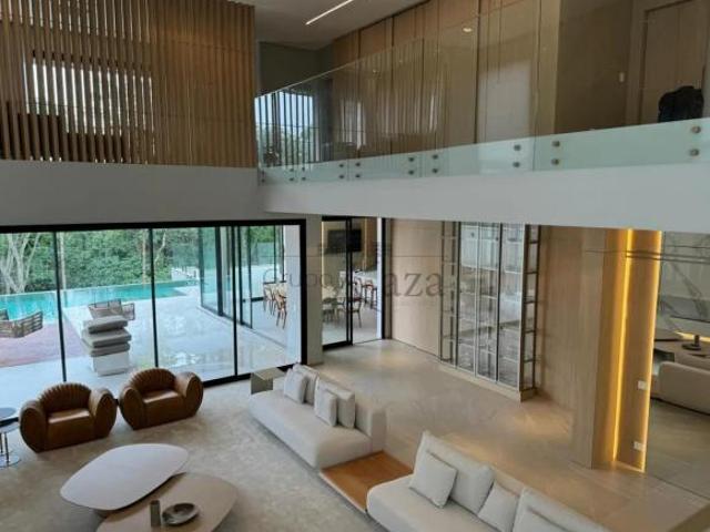 Casa em Condomínio Condomínio Reserva do Paratehy 6 Suítes 800m²