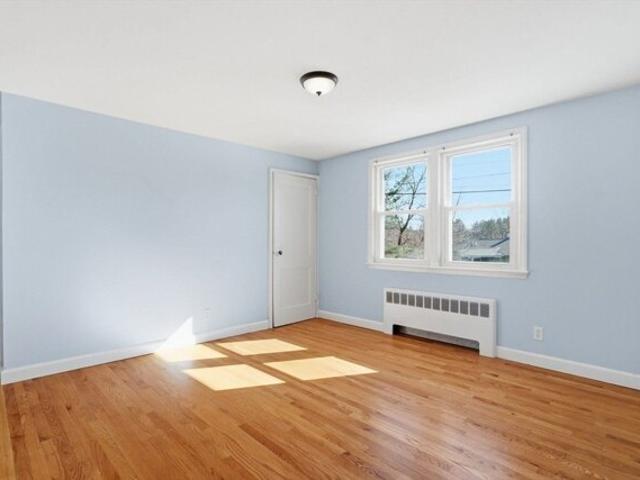 Genetti Cir, Bedford, Home For Sale