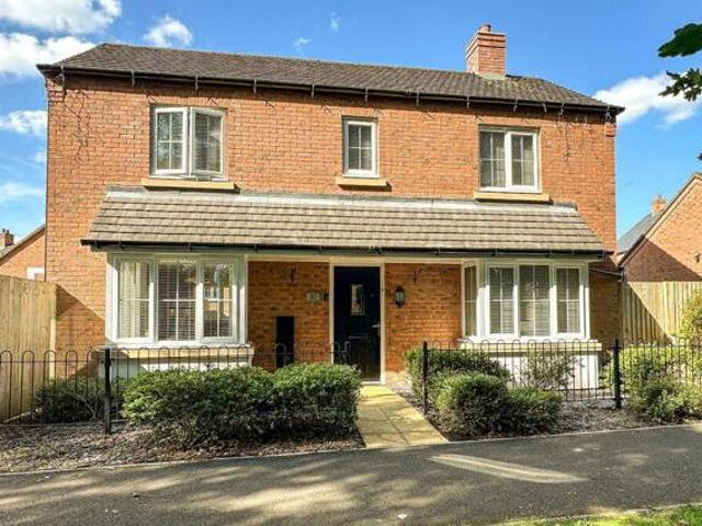 Geneva Way, Biddulph, 3 Bedroom Detached