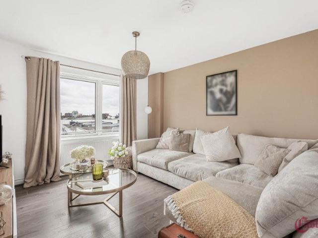 Geoff Cade Way, Bow E3, 2 bed flat to rent, £2,500 pcm | PrimeLocation