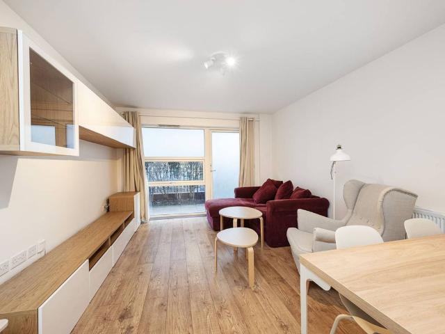 Geoff Cade Way, Bow, London E3, 2 bed flat to rent, £2,150 pcm | PrimeLocation