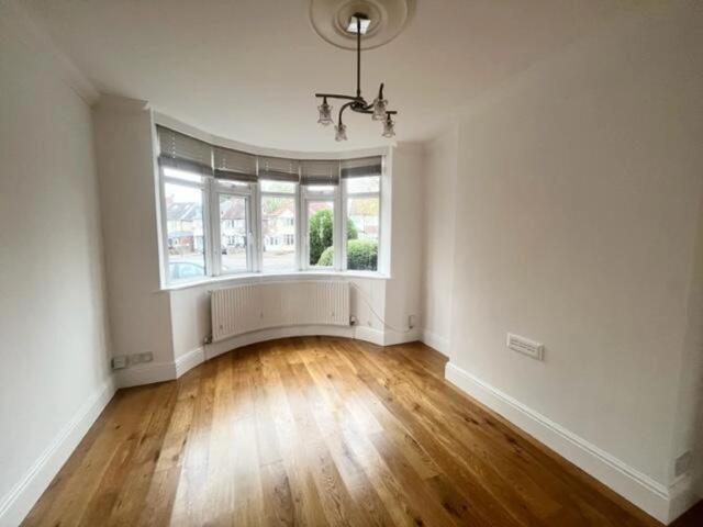 Geoffrey Road
