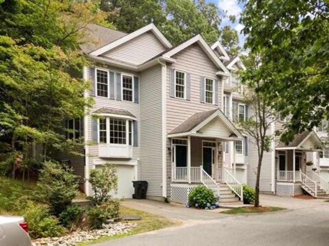 Georgetown Dr, Nashua, Condo For Sale