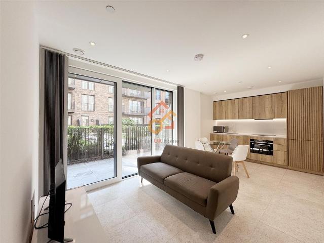 Georgette Apartments, 4 Cendal Crescent, London E1, Studio to rent, £2,250 pcm | PrimeLocation