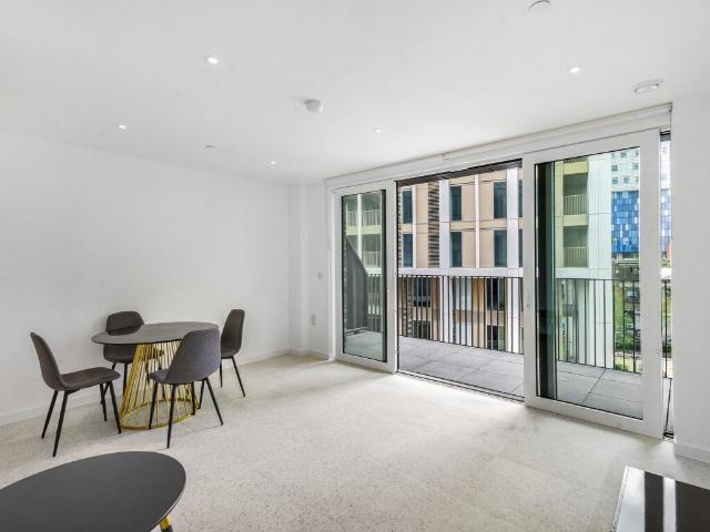 Georgette Apartments, London E1, 2 bed flat to rent, £3,250 pcm | PrimeLocation