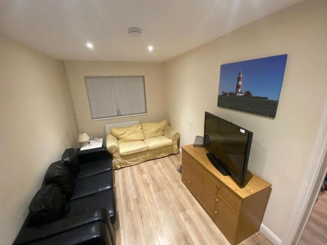 George Borrow Road 6 bed semi detached house to rent £3,384 pcm £781 pw