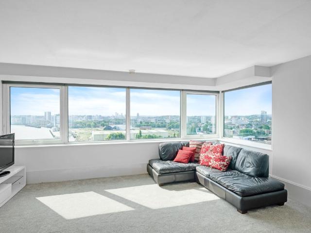 George Beard Road, Aragon Tower George Beard Road SE8, 2 bed flat to rent, £2,300 pcm | PrimeLocation
