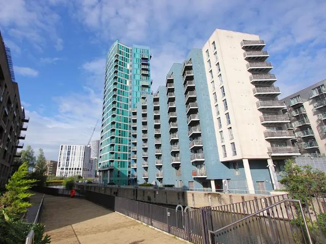 George Hudson Tower, 28 High Street, London E15, 1 bed flat to rent, £1,900 pcm | PrimeLocation
