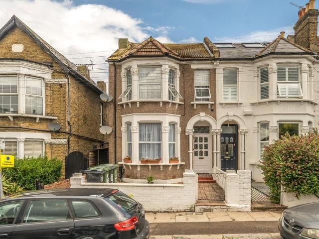 George Lane, London SE13 2 bed flat to rent £1,800 pcm £415 pw