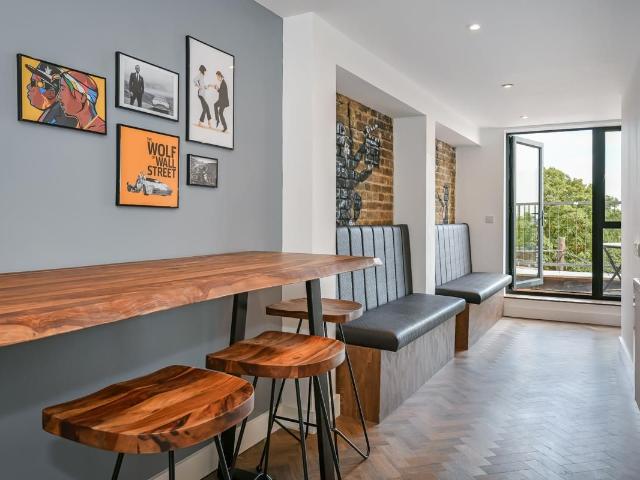 George Lane, South Woodford E18, Room to rent, £900 pcm | PrimeLocation