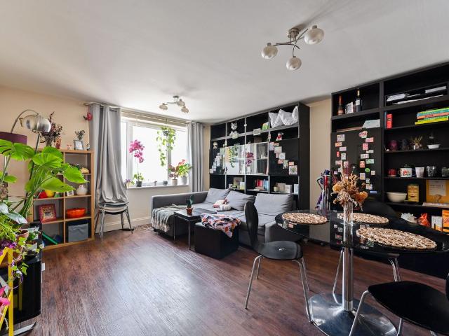George Mathers Road SE11, Kennington, London, 2 bed flat to rent, £2,600 pcm | PrimeLocation