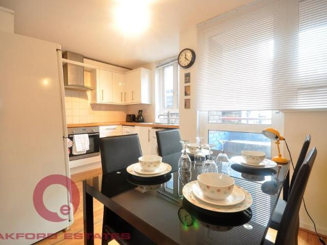 George Mews, Euston, London NW1 2 bed flat to rent £2,925 pcm £675 pw