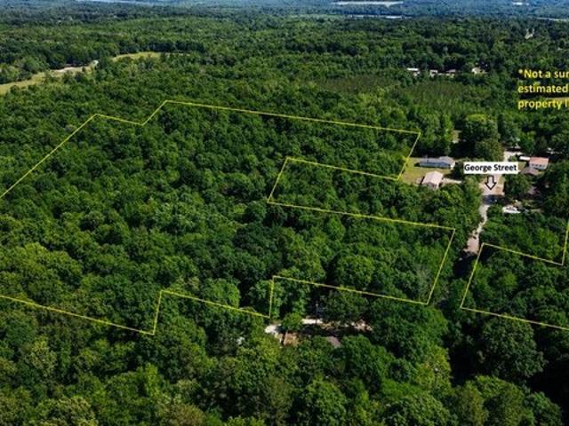 George St, Camden, TN 38320