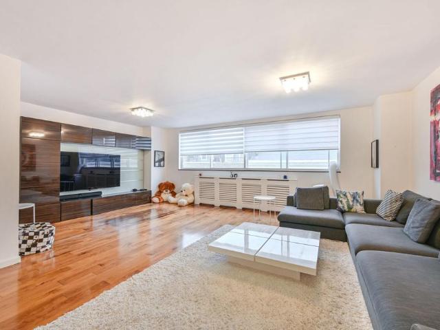 George Street, Marylebone, London, W1U 4 bed flat to rent £13,867 pcm £3,200 pw