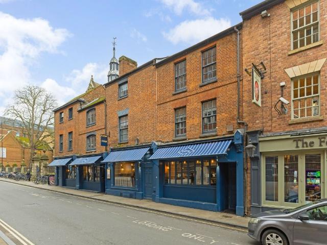 George Street, Oxford OX1, 2 bed flat to rent, £2,500 pcm | PrimeLocation
