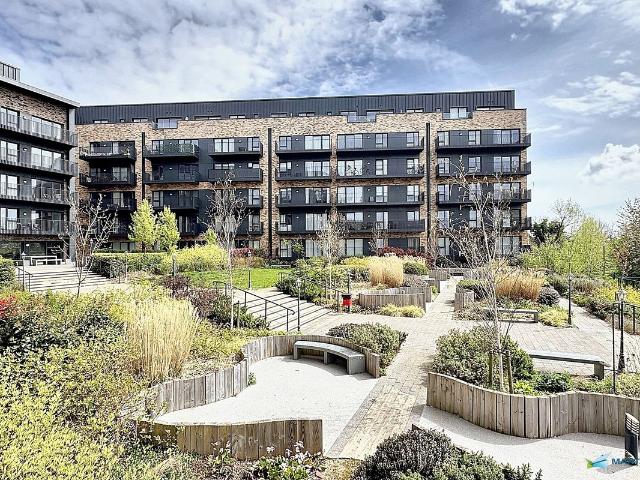 George Street, Ashford TN23, 1 bed flat to rent, £1,200 pcm | PrimeLocation