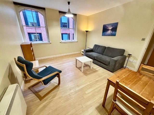 George Street, Birmingham, B3 1 bed apartment to rent £1,000 pcm £231 pw