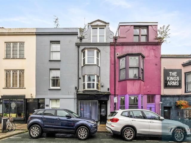 George Street, Brighton 5 bed house share to rent £3,000 pcm £692 pw