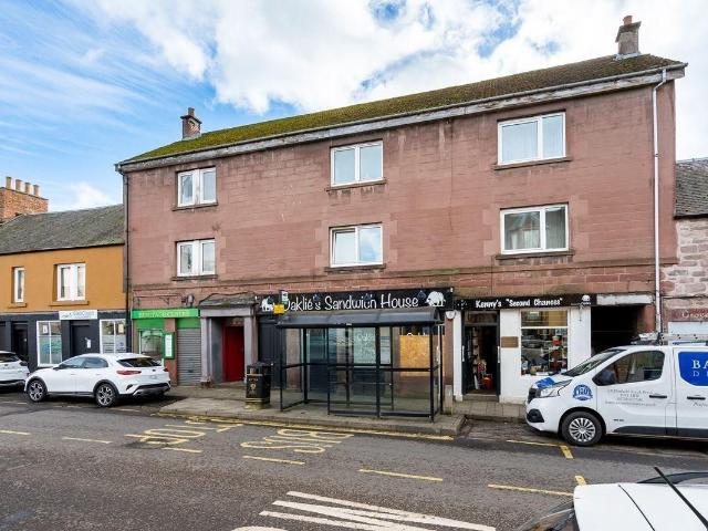 George Street, Coupar Angus, Blairgowrie PH13, 2 bed flat to rent, £675 pcm | PrimeLocation