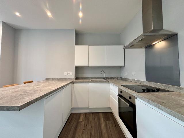 George Street, Croydon CR0, 1 bed flat to rent, £1,400 pcm | PrimeLocation