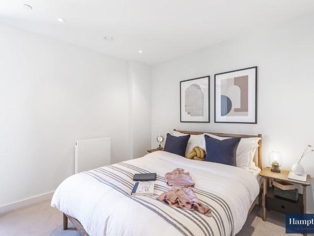 George Street, Croydon CR0, 1 bed flat to rent, £1,865 pcm | PrimeLocation